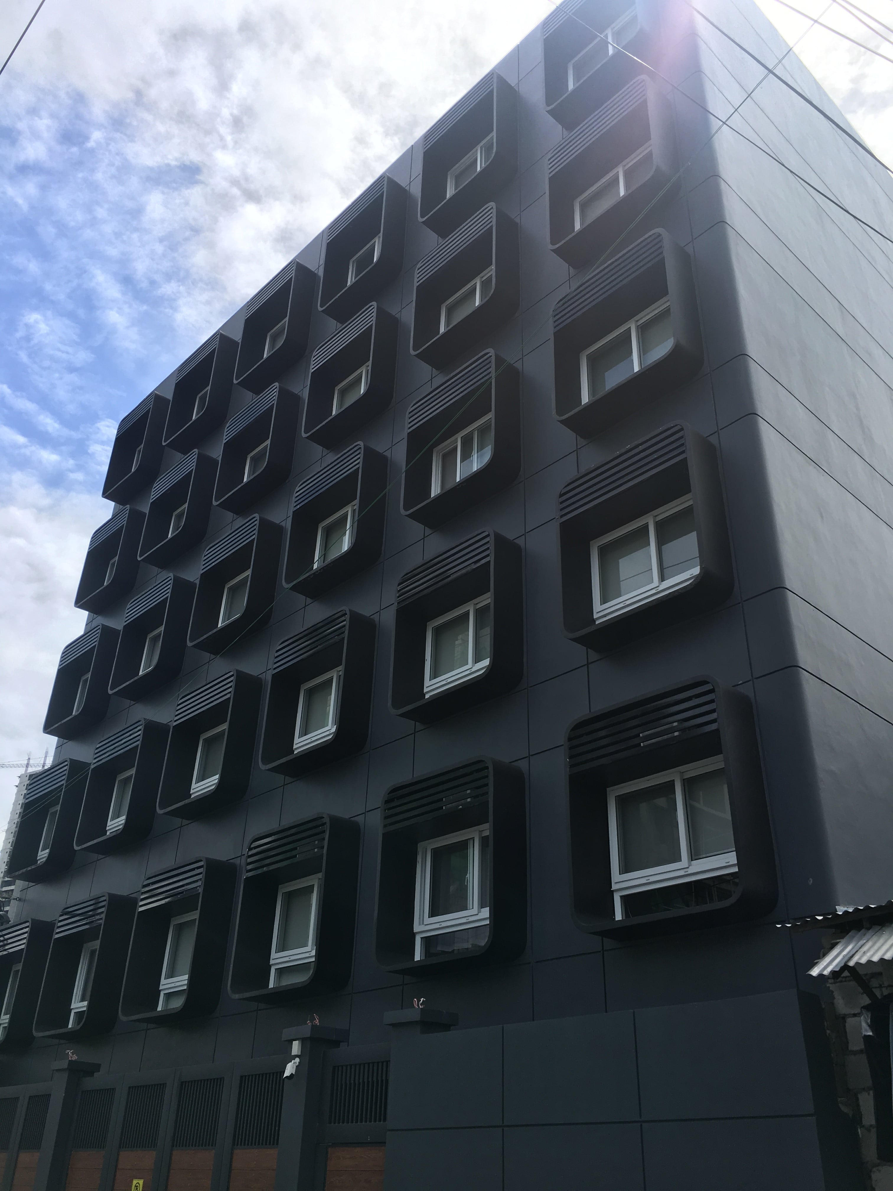 Point Blue | Affordable studios for rent in Makati near Ayala and BGC