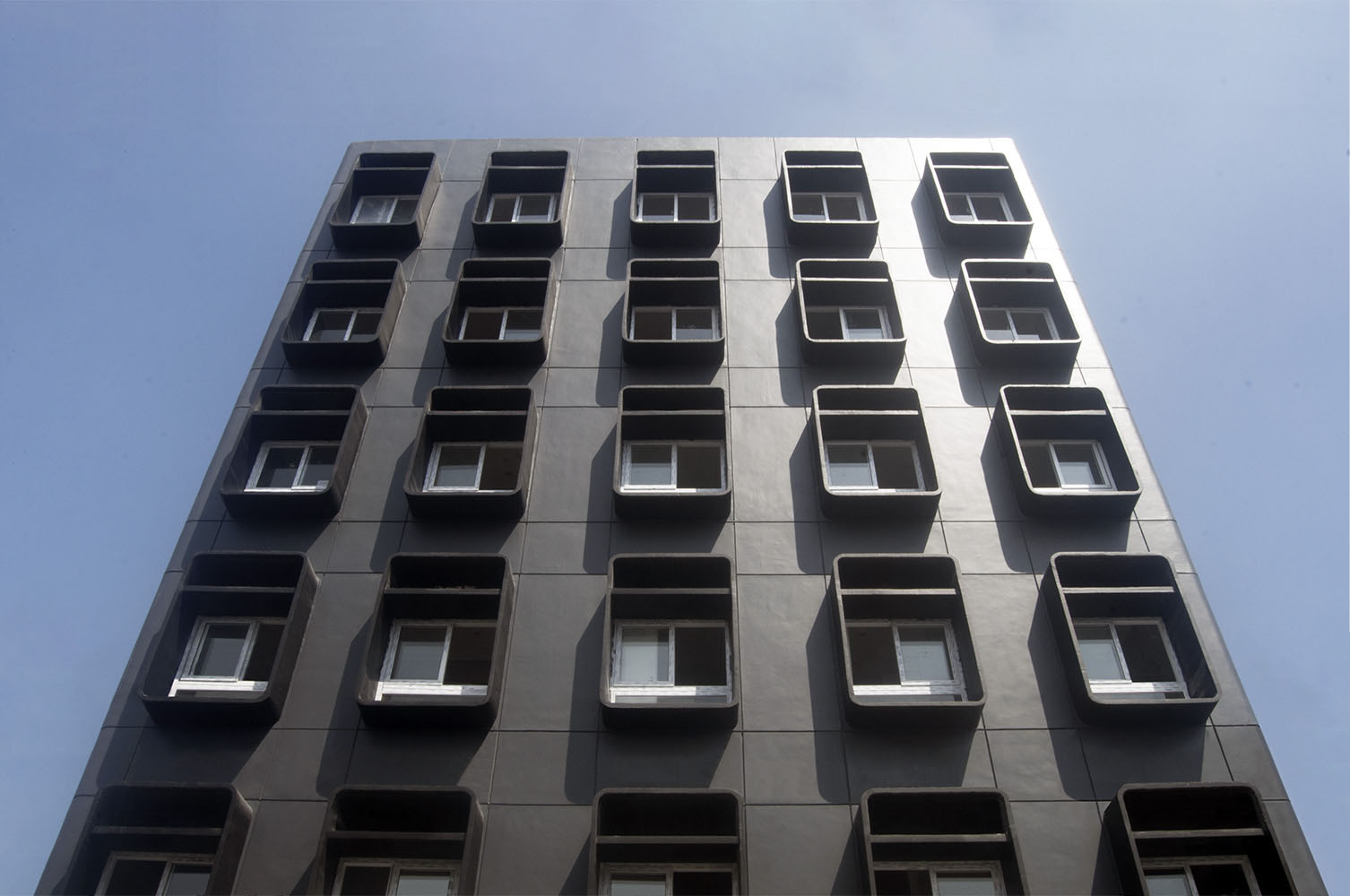 Point Blue | Affordable studios for rent in Makati near Ayala and BGC